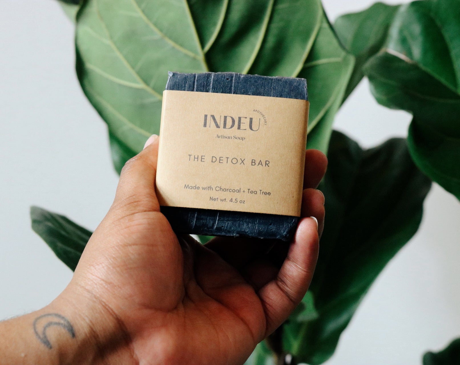 Detox Bar (Activated Charcoal • Tea Tree) – Indeu Apothecary